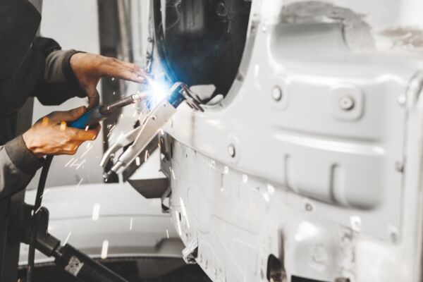 Wissenswertes über Blech- und Metallbearbeitung | HBS